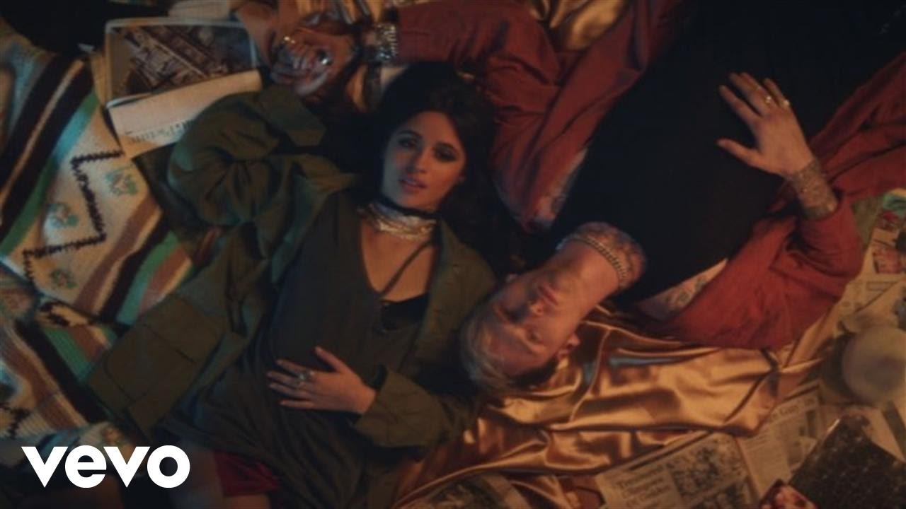 Machine Gun Kelly & Camilla Cabello - Bad things - Letra traducida